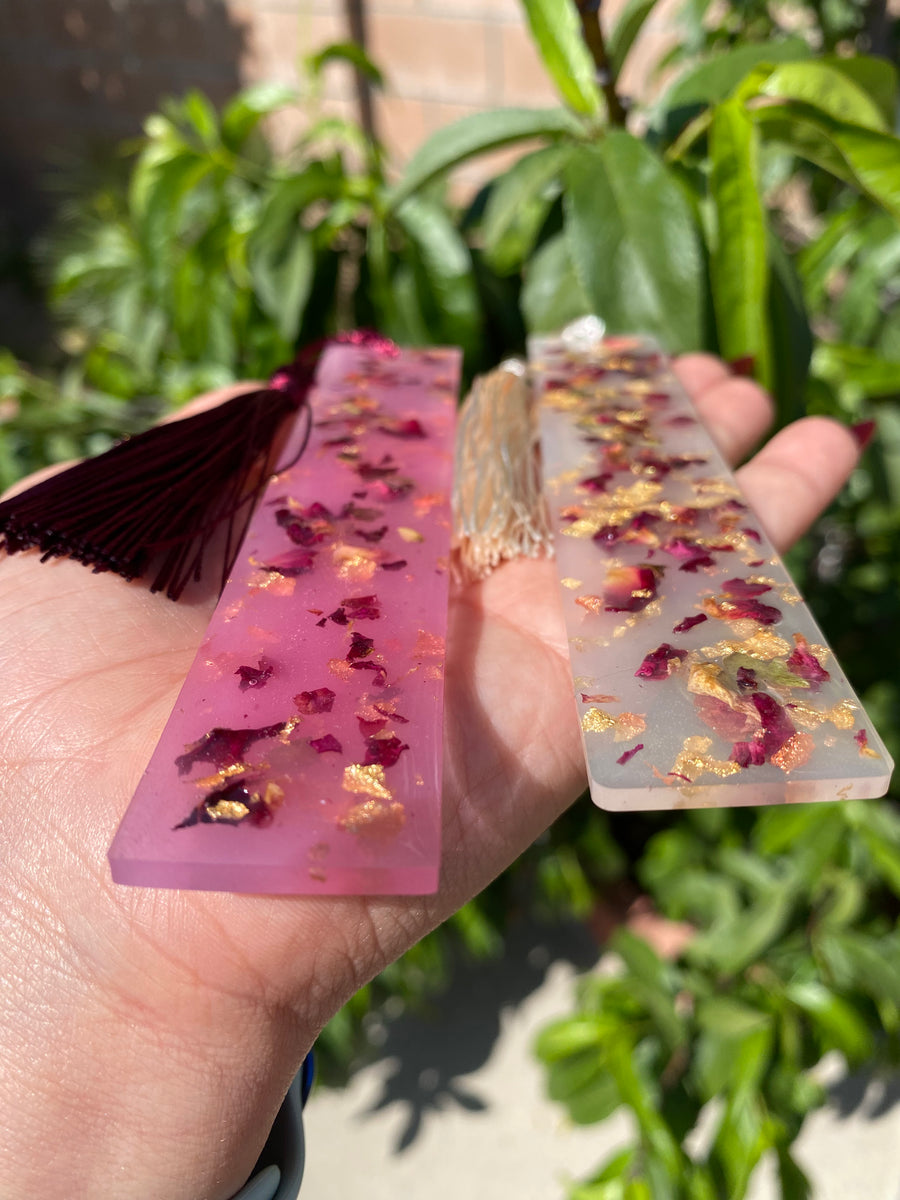 Rose Petal Milk Bath Bookmarks🔴(1-2 week delivery time) – Annies Art Studio